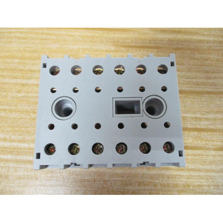Magnecraft 27390D Struthers-Dunn Relay Socket