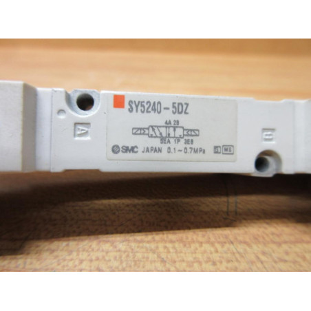 SMC SY5240-5DZ Solenoid Valve SY52405DZ - Used
