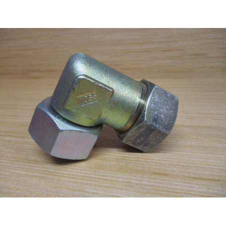 Voss 24-SWE-S38 90° Swivel Elbow 24SWES38 - New No Box