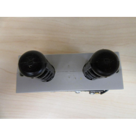 Duct-O-Wire PB-1A Push Button Switch - Used