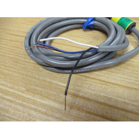 Banner S18SN6D EZ-Beam Diffuse Sensor 29407