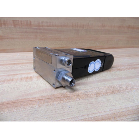 Sierra 822S-L-2-OV1-PV1-V1-HPSCR 2700 Mass Flow Meter 0-20 SCCM 120 PSI ...