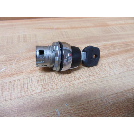 Allen Bradley 800FM-KM21 2-Pos Keyed Selector Switch 800FMKM21 - New No Box