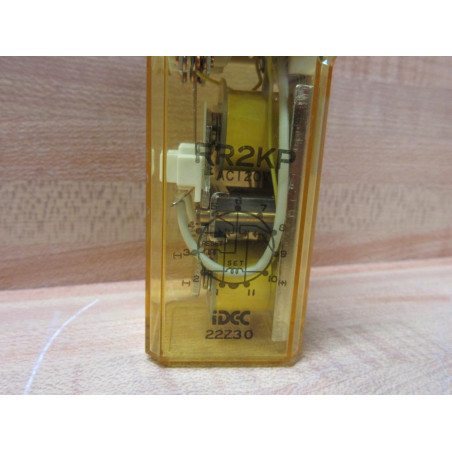 IDEC RR2KP-AC120V Relay RR2KPAC120V - New No Box