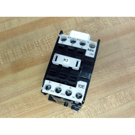 AEG LS4-10E 3P Contactor 910-302-623-22 Corner Mounts Only, DIN Rail Damaged - Used