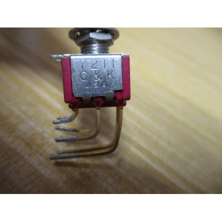 C&K 7211 Toggle Switch 3 Position (Pack of 5) - Used