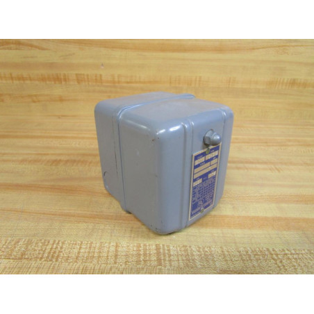 Square D 9013-GHG-2 Schneider Electric Pressure Switch 9013GHG2 - New ...