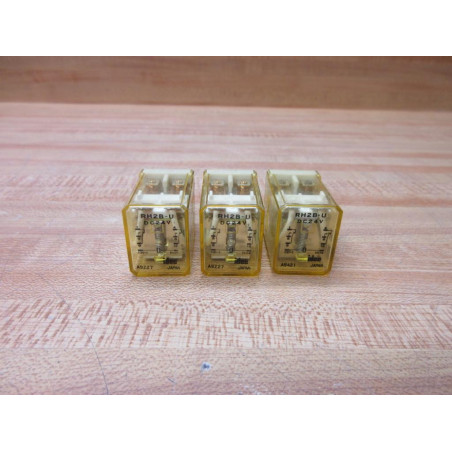 IDEC RH2B-U-DC24V Relay RH2B-U-24V DC 24VDC (Pack of 3) - New No Box