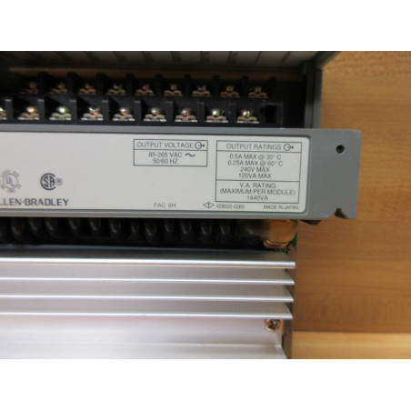 Allen Bradley 1746-OA16 Output Module 1746-0A16 Series A - Used