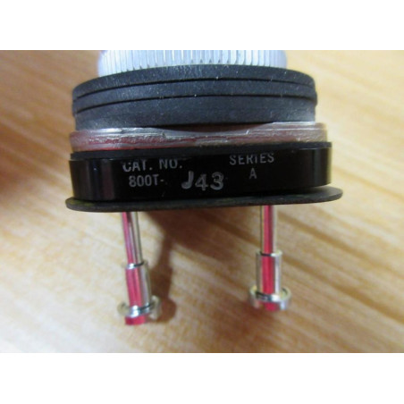 Allen Bradley 800T-J43 Selector Switch Ser. A WKey - New No Box