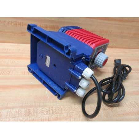 Iwaki EHE36E1-HVP Metering Pump WController EHE36E1HVP - New No Box