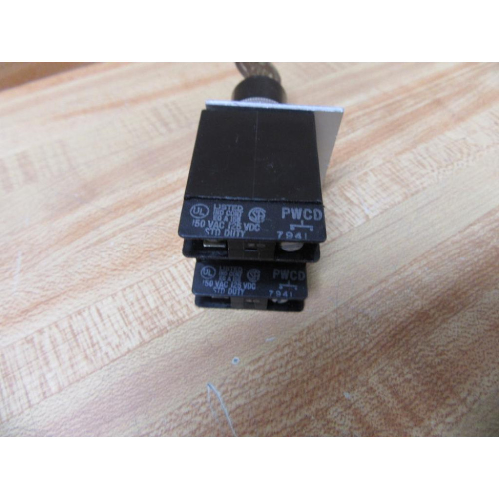 Micro Switch PWKBM1241 Keyed Selector Switch 2 Pos - Used