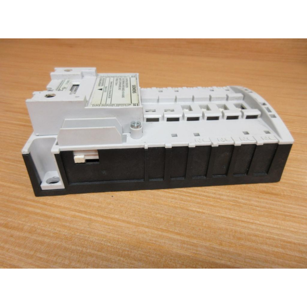 Siemens 75LCC024A Lighting Contactor Broken Bracket - Used
