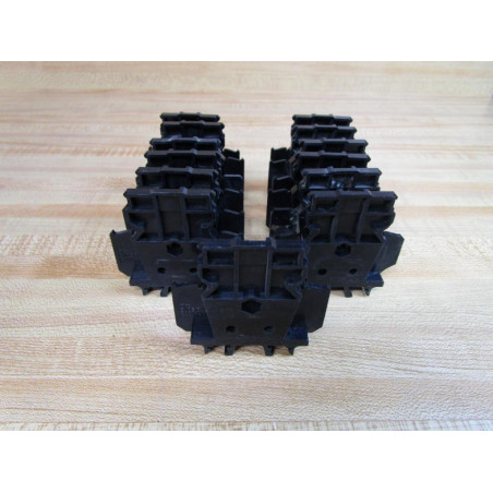 IDEC BNDE15W End Plate (Pack of 13) - Used