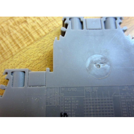 Entrelec M46D Terminal Block M46D wResistor (Pack of 2) - Used