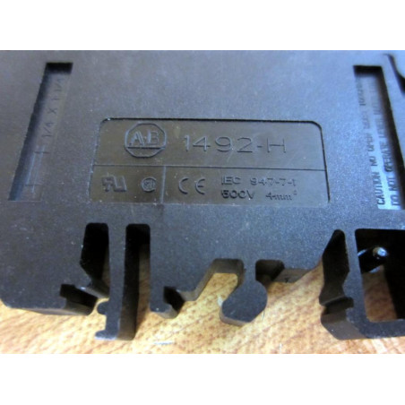 Allen Bradley 1492-H5 Terminal Block 1492H5 Red LED (Pack of 25)