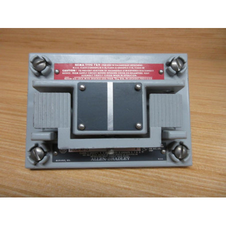 Allen Bradley 800H-NP15 Enclosure Cover 800HNP15 W(2) 800T-XA, Blank - Used