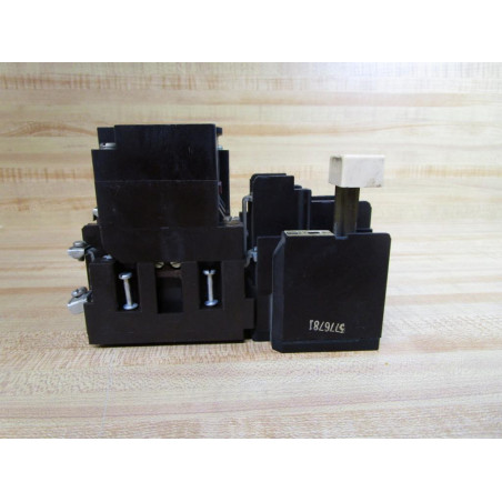 Cutler Hammer A10CN0 Contactor A10CNO W Relay, 1887-1 - New No Box