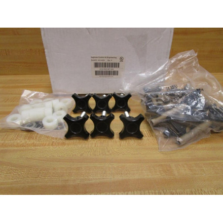 Saginaw Control & Engineering ECS-5022-MT-SW 4 Arm Knob Assembly 2830-U