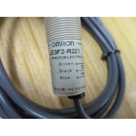 Omron E3F2-R2Z1 Retroreflective Optical Sensor E3F2R2Z1 - New No Box