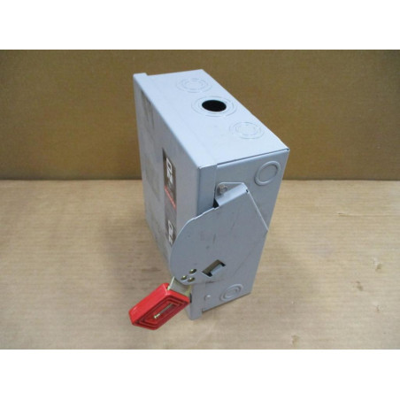 General Electric THN3361 Safety Switch GE - Used