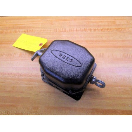 Rees 04944-000 RL Cable Operated Switch - New No Box