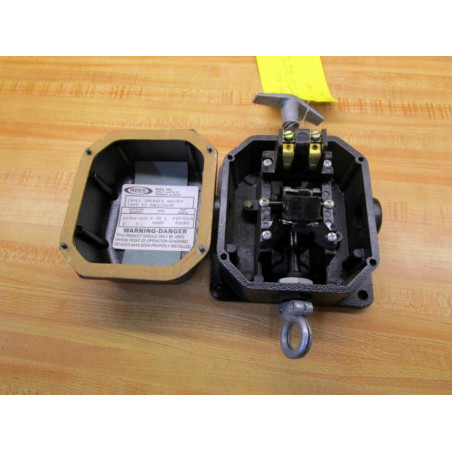 Rees 04944-000 RL Cable Operated Switch - New No Box