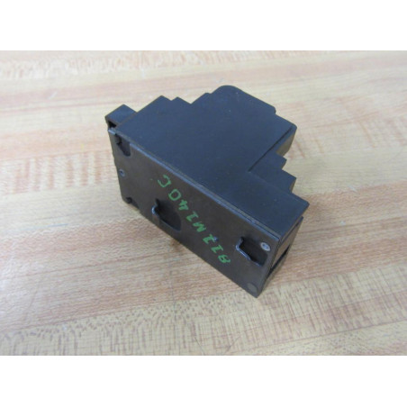 ITE P1515 Circuit Breaker WCracked Housing