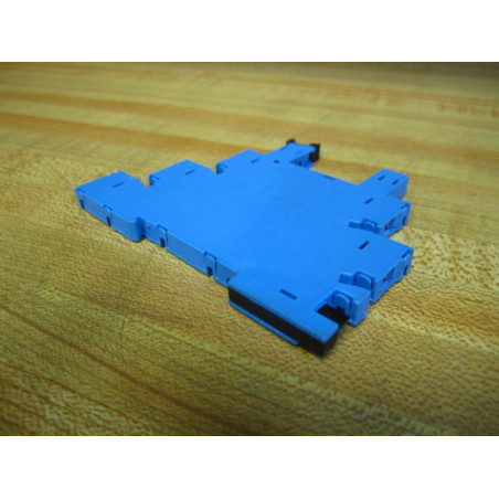 Finder 93.01.7.024 Relay Socket 93017024 - New No Box