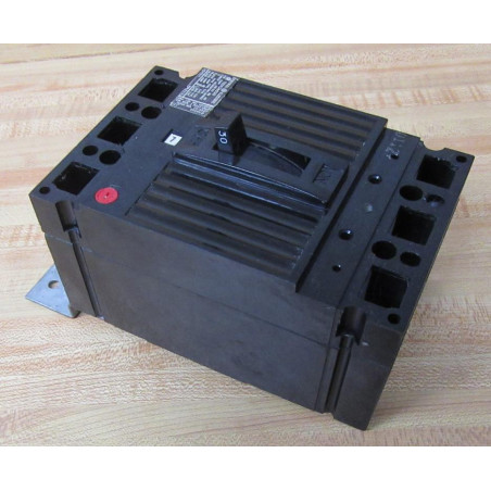 General Electric TED136030 Circuit Breaker WMounting Bracket - Used