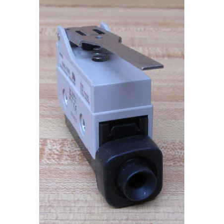 Omron D4MC-1000 Snap Switch D4MC1000 - New No Box