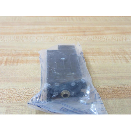 Crouzet 81513509 Pressure Switch WElectrical Output