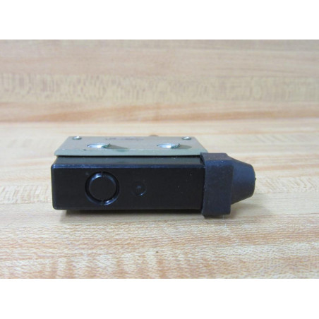 Matsushita AZ7311 Limit Switch 10A 250VAC wo Hardware (Pack of 2) - Used