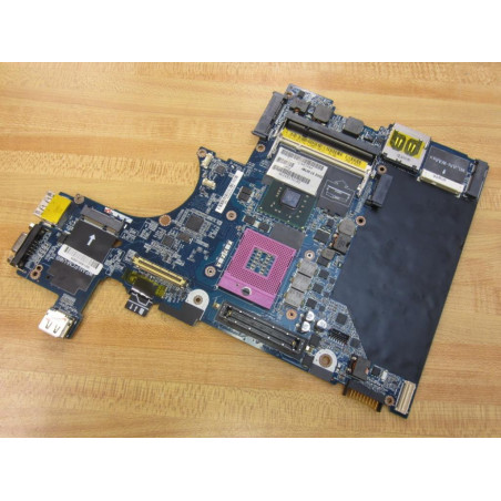Dell JBL00 LC EX02 E6400 Laptop Mother Bd LA-3805P G637N 2 - Parts Only