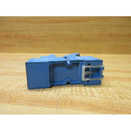 Finder 94.04 Relay Socket 9404 WRetaining Clip (Pack of 2) - Used