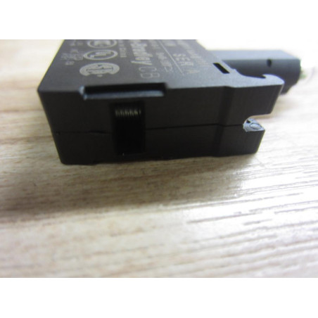 Allen Bradley 800F-NUW White LED Pilot Light 800FNUW 8mA - New No Box