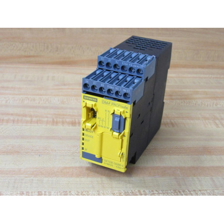Siemens 3UF7330-1AU00-0 DM-F PROFlsafe 3UF73301AU000 - Used