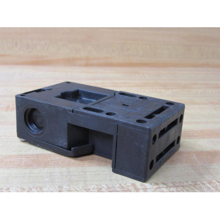 Schmersal AZ 16-02ZVRK-M16 Safety Interlock Switch AZ 1602ZVRKM16 - Used