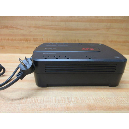Schneider Electric BE550G APC Battery Backup