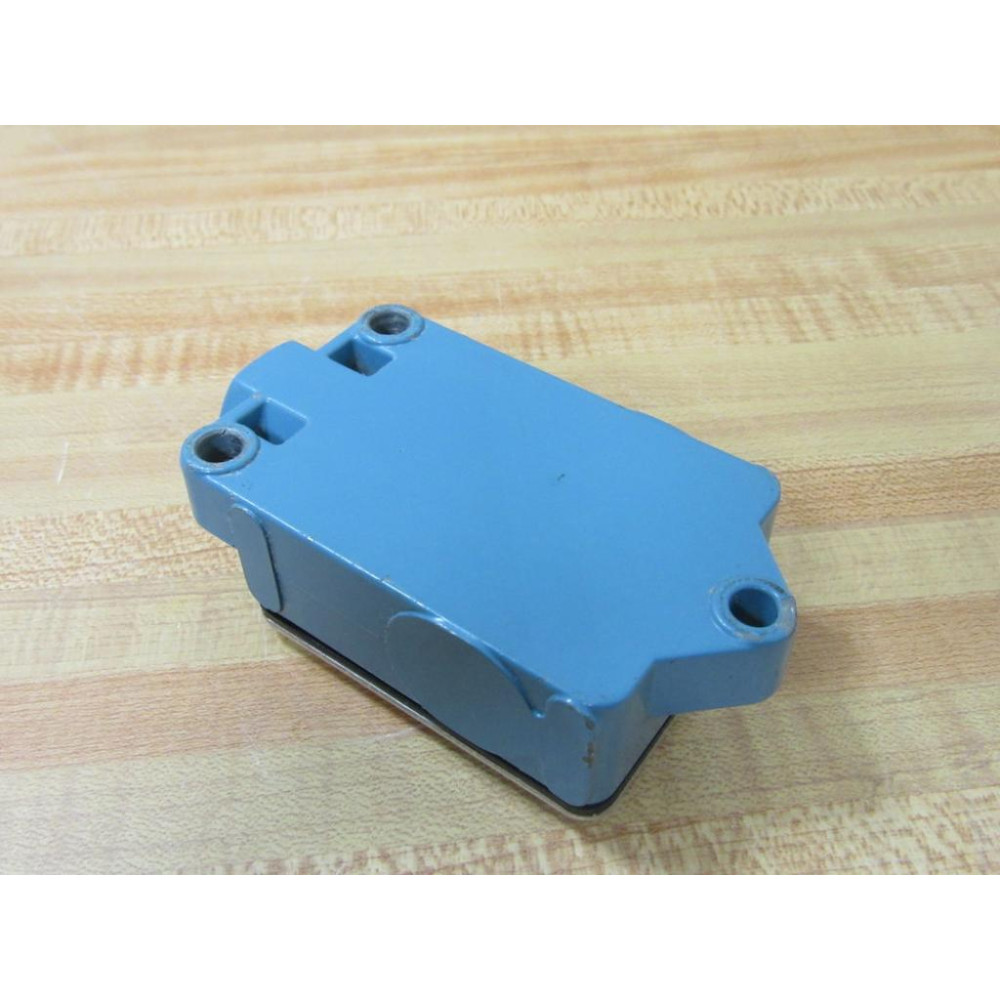 Micro Switch BAF1-2RN18-LH BAF12RN18LH Switch wo Wobble Stick - New No Box