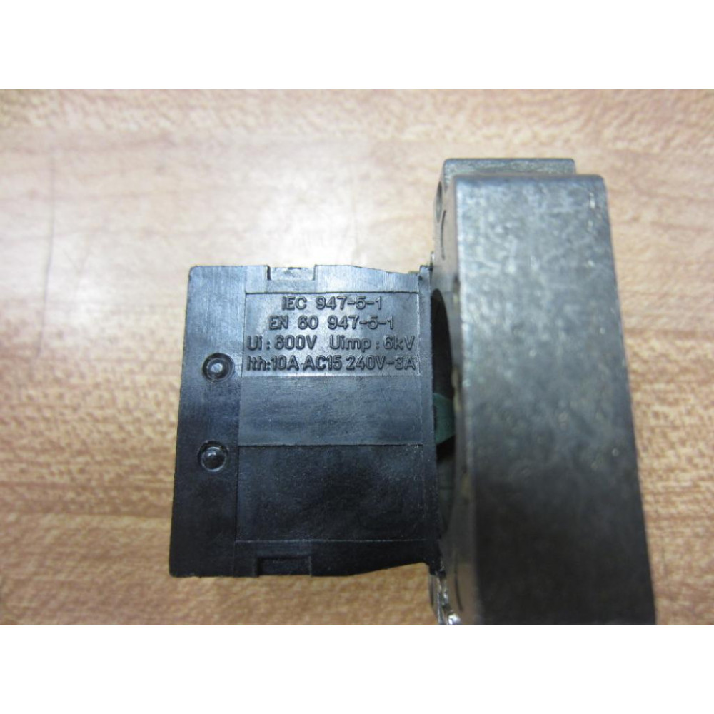 Telemecanique ZB2-BE101 Schneider Block WBase - New No Box