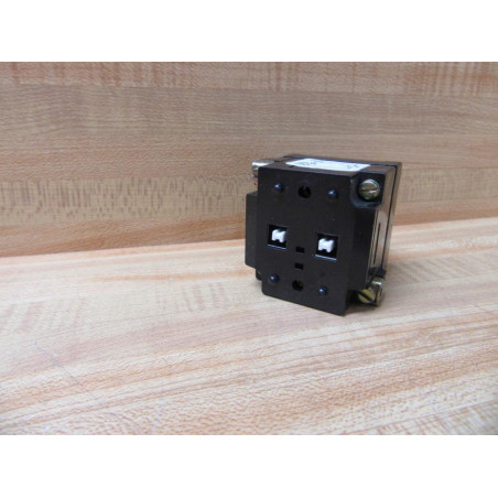 GE General Electric CR104PXG42 Transformer Light Socket - New No Box