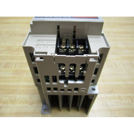 Yaskawa Electric CIMR-J7AA20P7 Variable Frequency Drive Missing ...