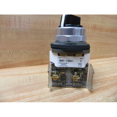 Allen Bradley 800T-J2KR1 Selector Switch 800TJ2KR1 W800T-XA, XD2 - New ...