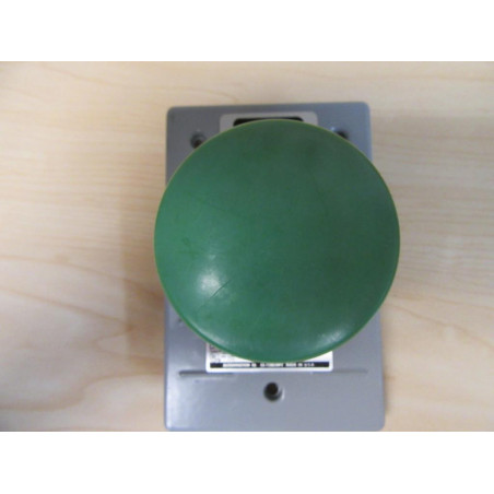 General Electric CR2940NP611L Push Button Switch - Used