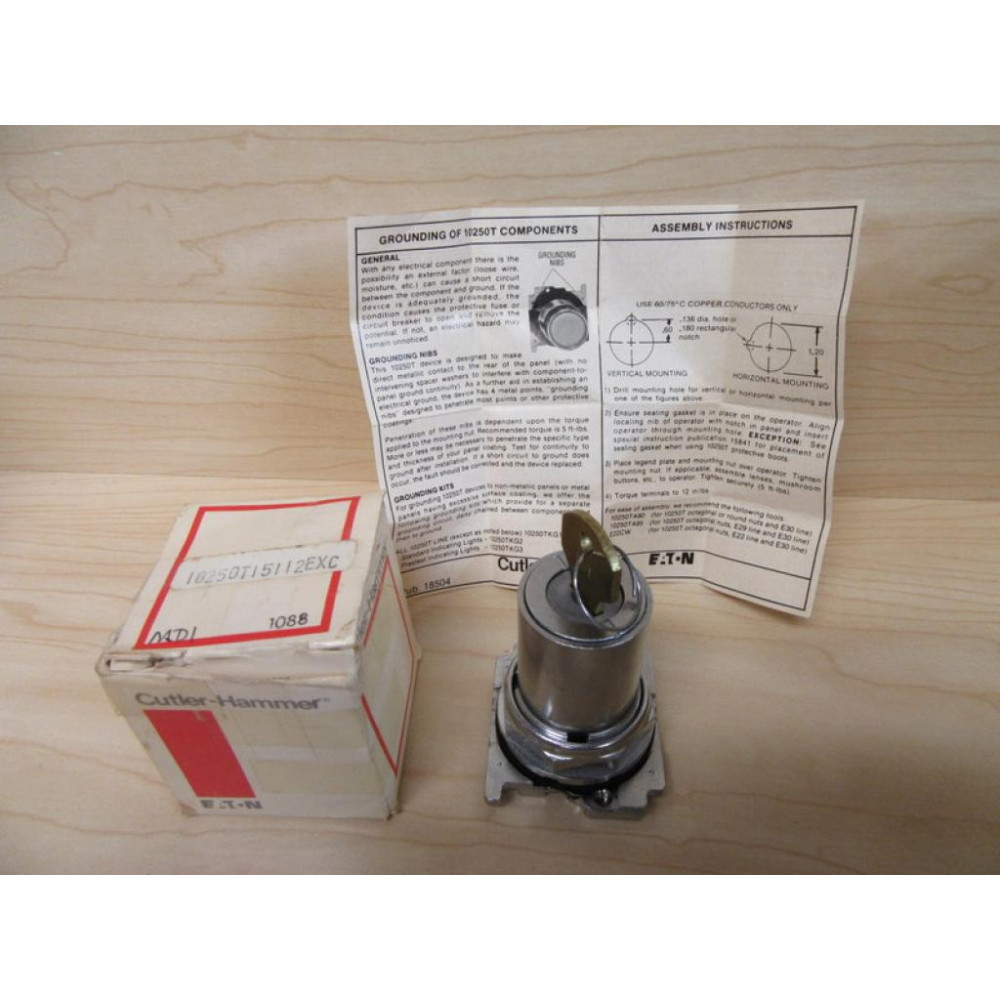 Cutler Hammer 10250T15112EXC Selector Switch With Key WKey Code MD1