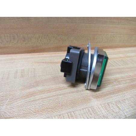 IDEC UPQN Pilot Light Green Lens - New No Box