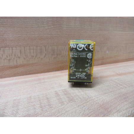IDEC RU2S-D24 Coil Relay RU2SD24 (Pack of 2) - Used